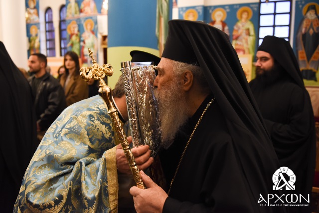 Στον εσπερινό του ΙΝ Αγ. Τρύφωνος στην Τρίπολη χοροστάτησε ο ...