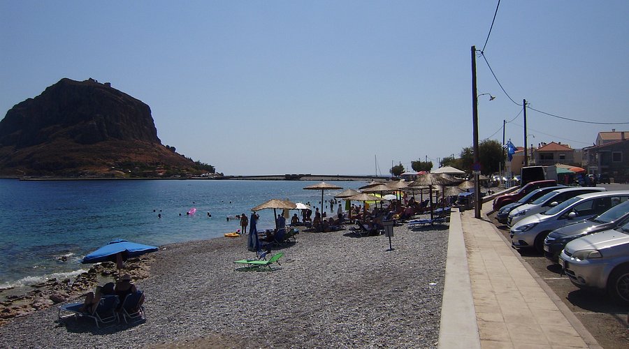 Μόνος κρατά τη Γαλάζια Σημαία ο Δήμος Μονεμβασίας (ΦΩΤΟ)