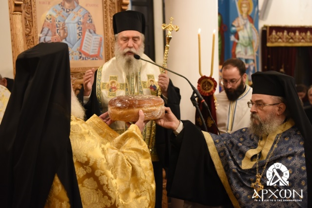 Στον εσπερινό του ΙΝ Αγ. Τρύφωνος στην Τρίπολη χοροστάτησε ο ...